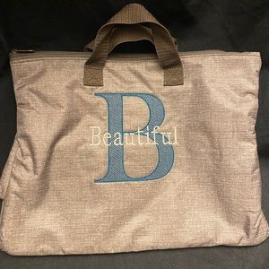 thirty-one - Poshmark